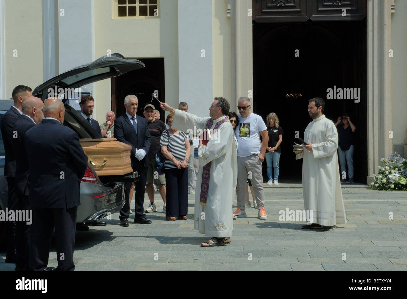 IPA86014374 - Nole: Funeral of 22-year-old Samuele Ripa; on the left ...