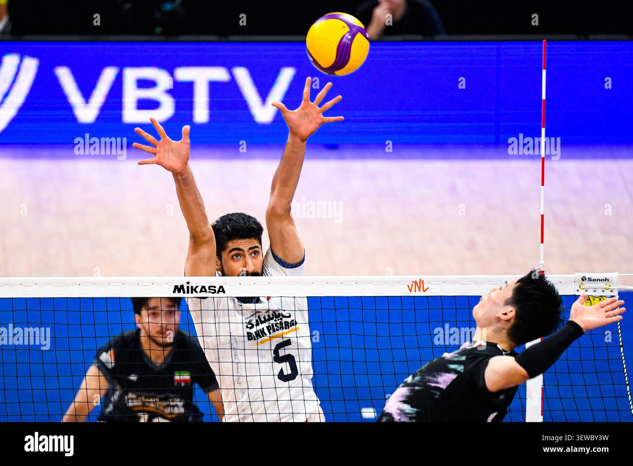 Yuji NISHIDA of Japan and Mobin NASRI MASTANABAD of Iran during the ...