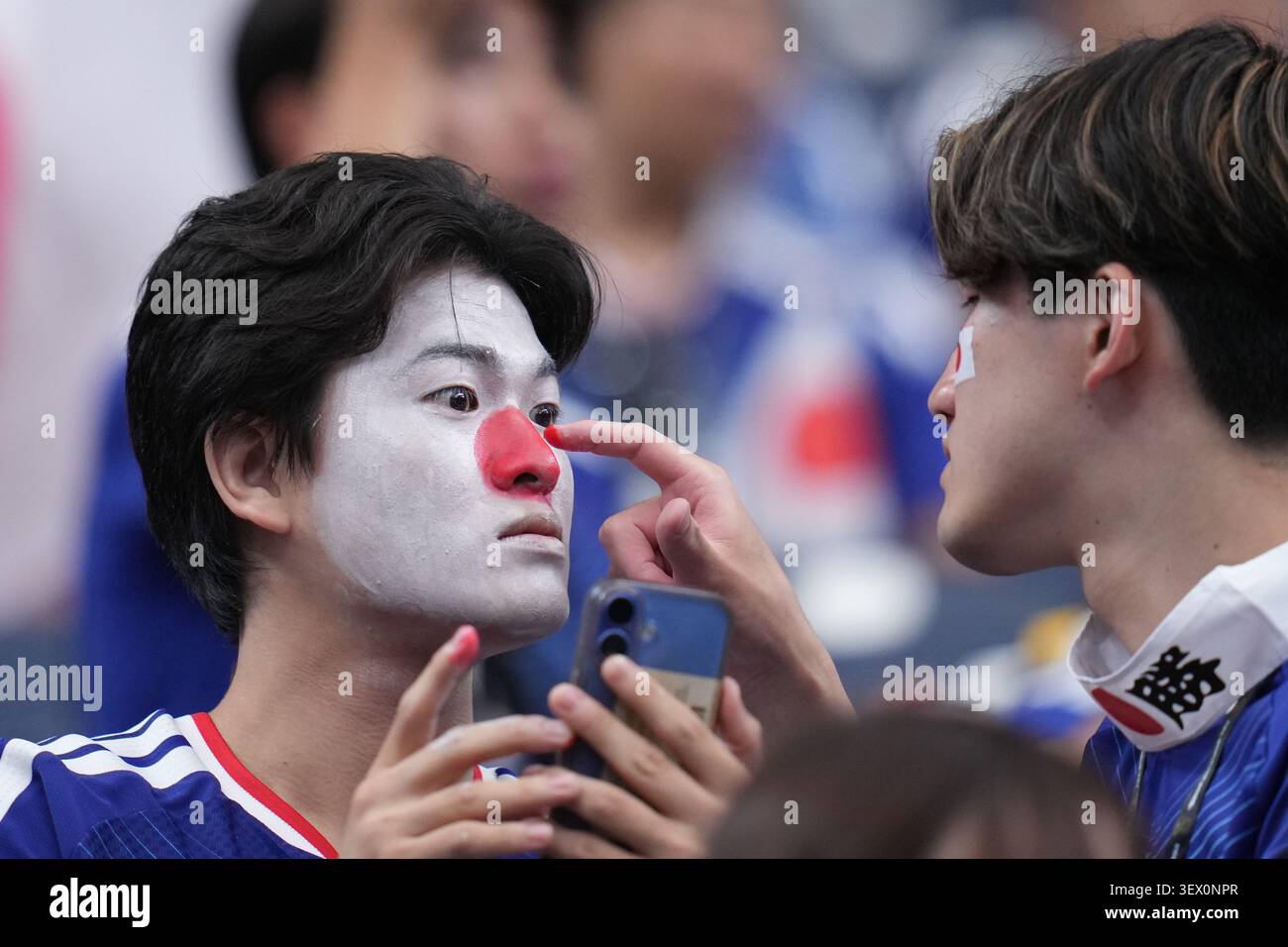 Japa fans get ready for the World Cup round of 32 soccer match between ...