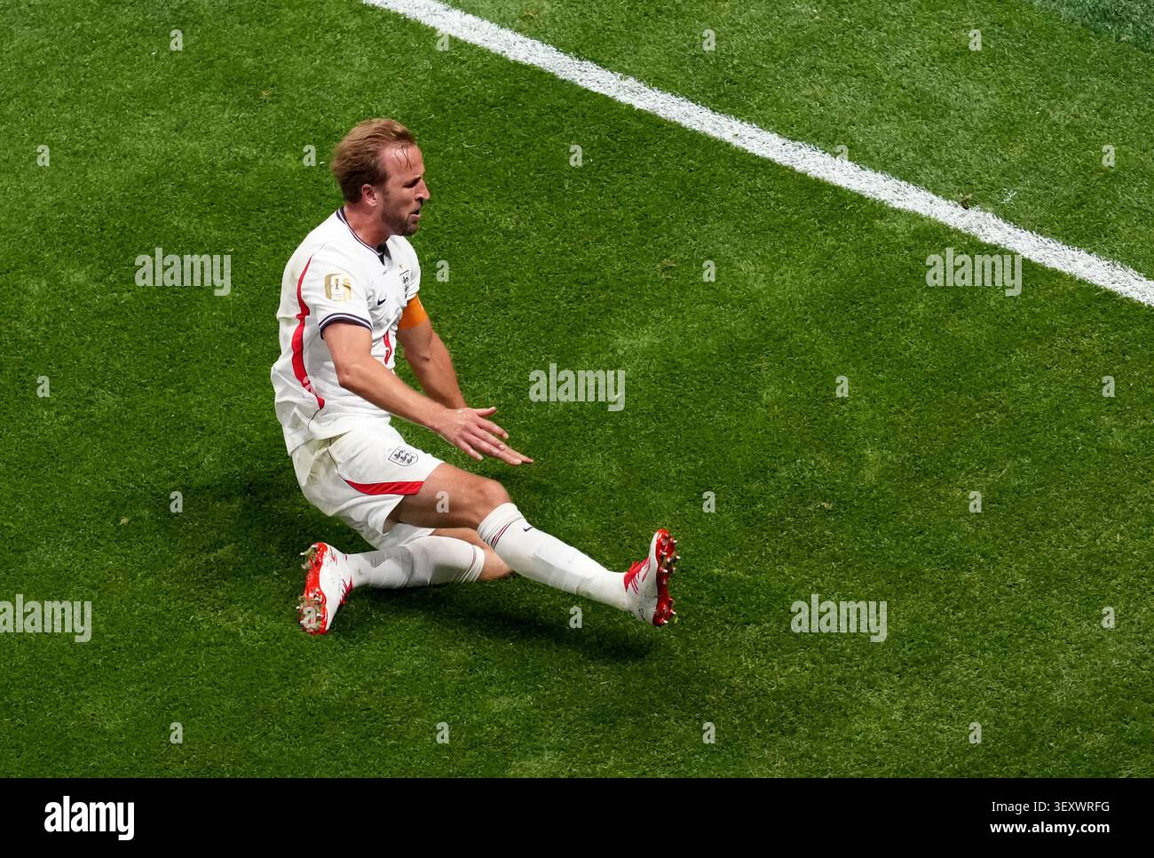England's Harry Kane celebrates after scoring his sides second goal ...