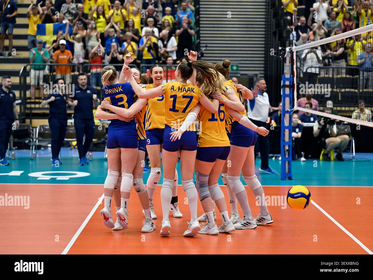 ÖREBRO, SWEDEN 20260701Sweden's Gun Hindgren celebrates with the team ...
