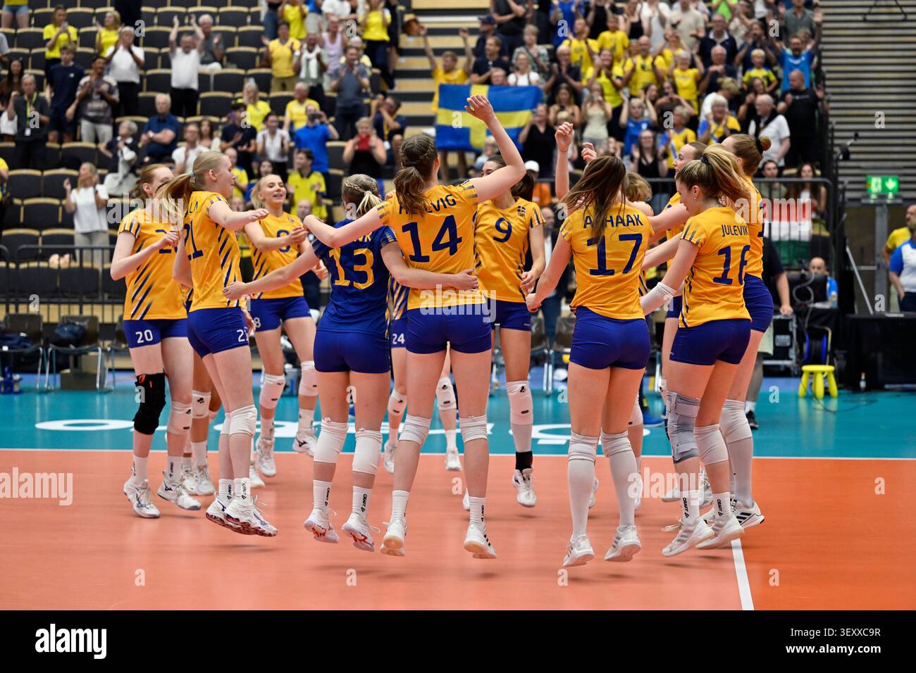 ÖREBRO, SWEDEN 20260701Sweden's Gun Hindgren celebrates with the team ...