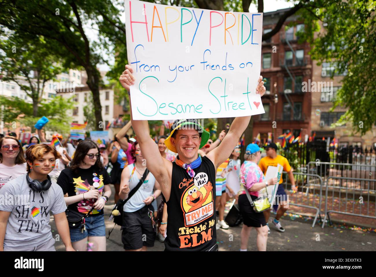 Participants from Sesame Street Workshop walk in the 57th annual NYC ...