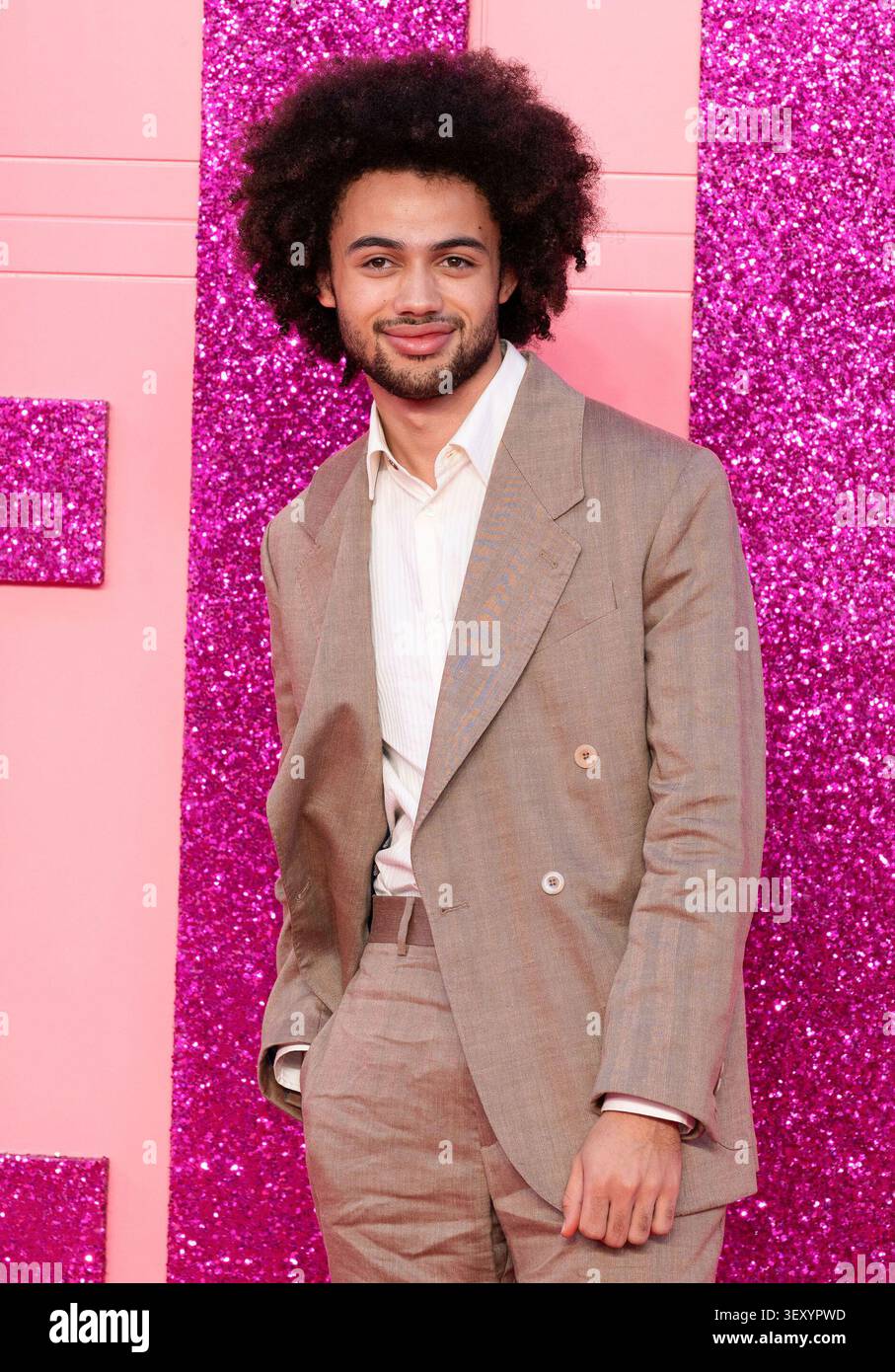 Photo by: zz/James Warren/Famous/STAR MAX/IPx 2026 6/30/26 Zac Looker ...