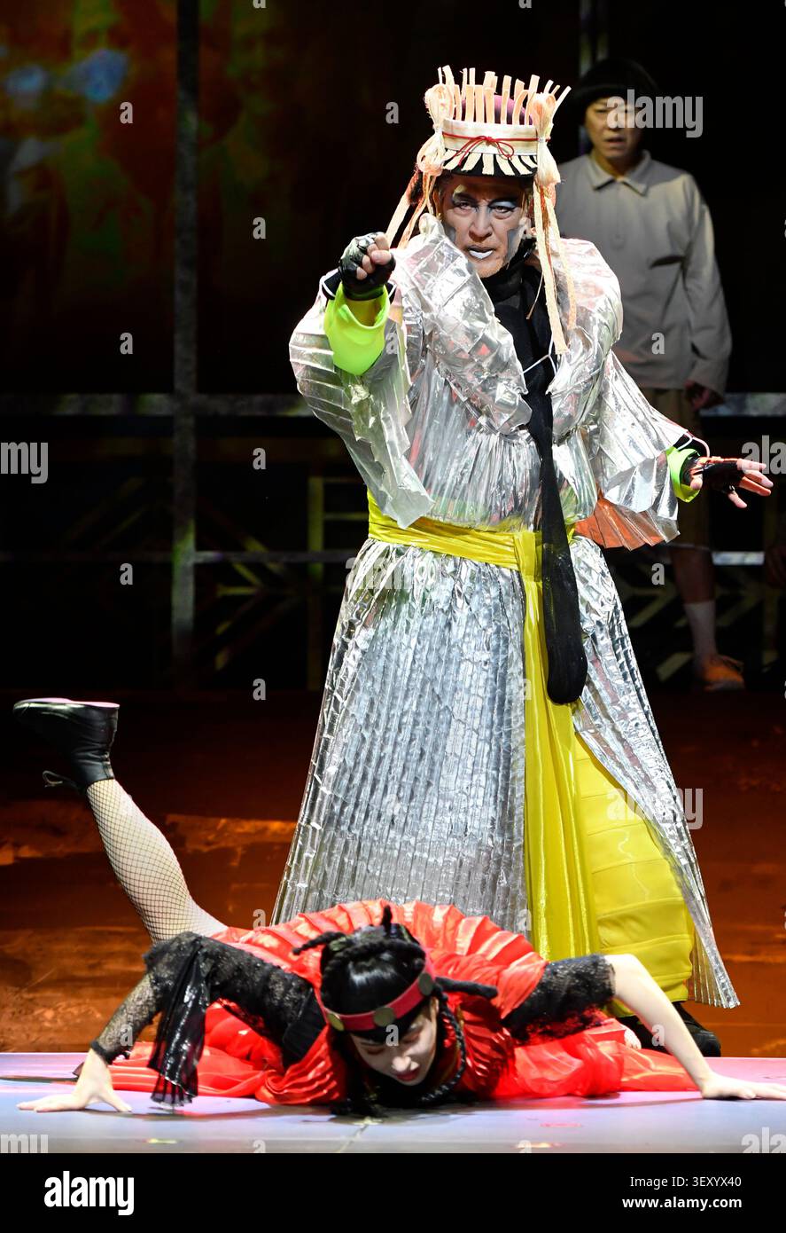 01.07.2026. Noda Map Company performing -320F (Romeo & Juliet rewrite ...