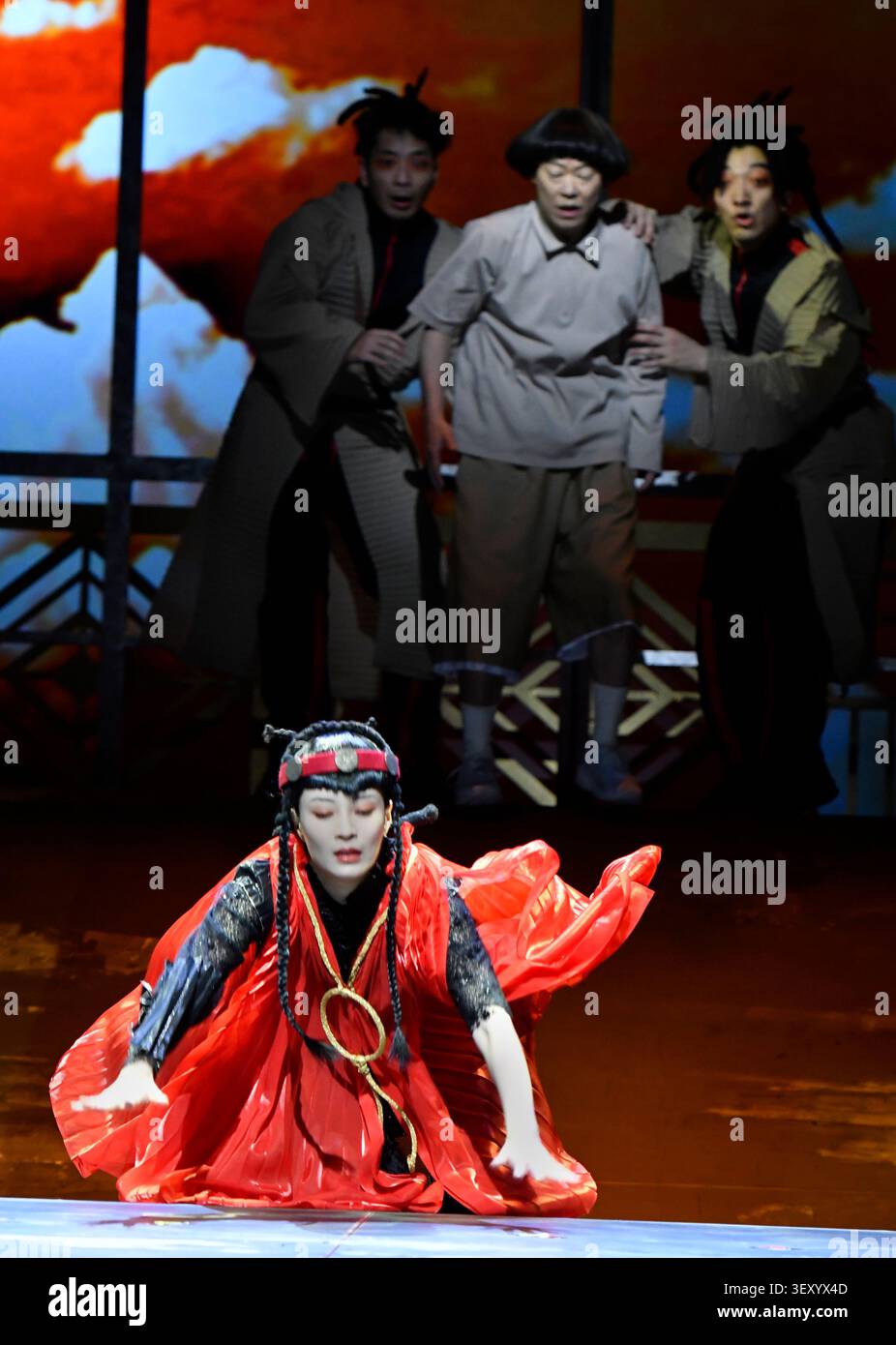 01.07.2026. Noda Map Company performing -320F (Romeo & Juliet rewrite ...