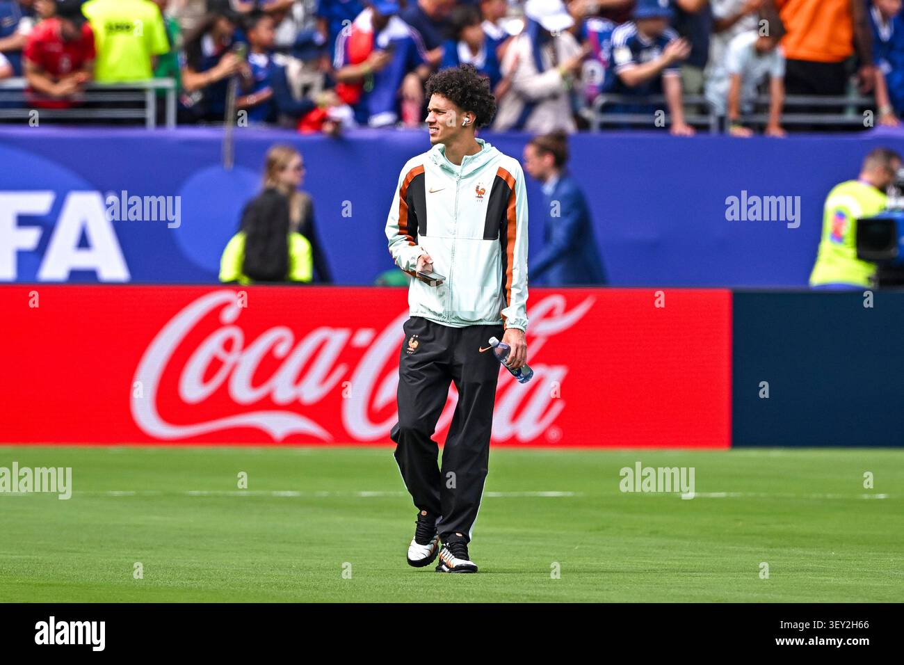 France's Maghnes AKLIOUCHE discovers the pitch prior to the FIFA World ...