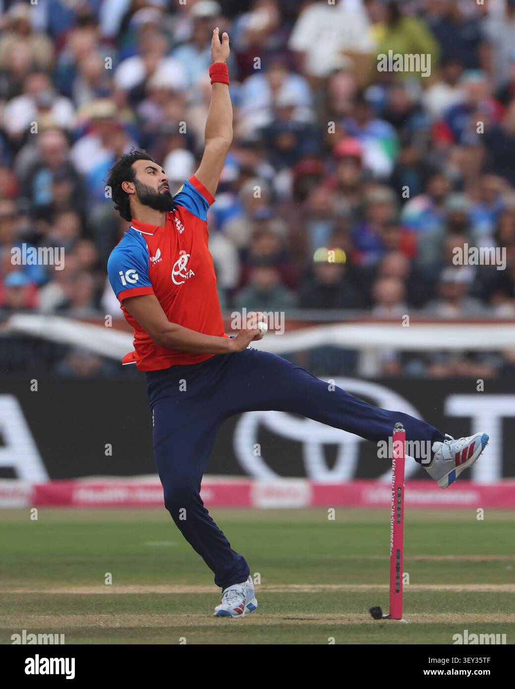 England's Saqib Mahmood is seen bowling during the 1st Vitality IT20 ...
