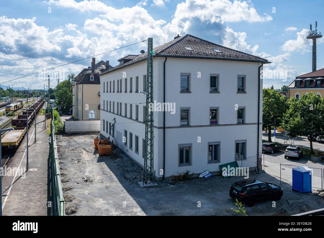 03 July 2026, Bavaria, Plattling: A view of the former post office ...