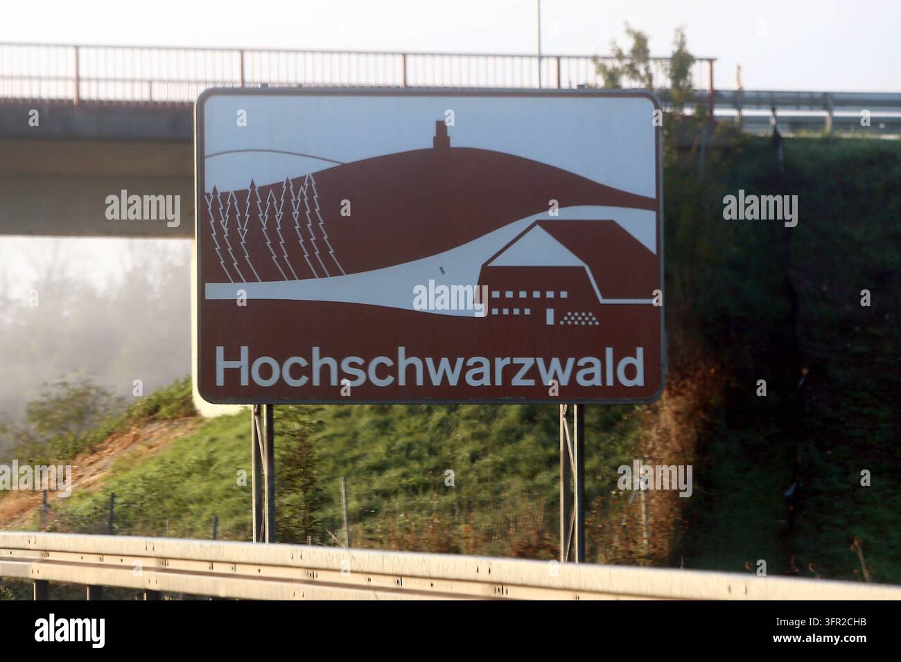 09.10.2026, xsvx, Wirtschaft, emwir, Hochschwarzwald Schild Hinweis auf ...