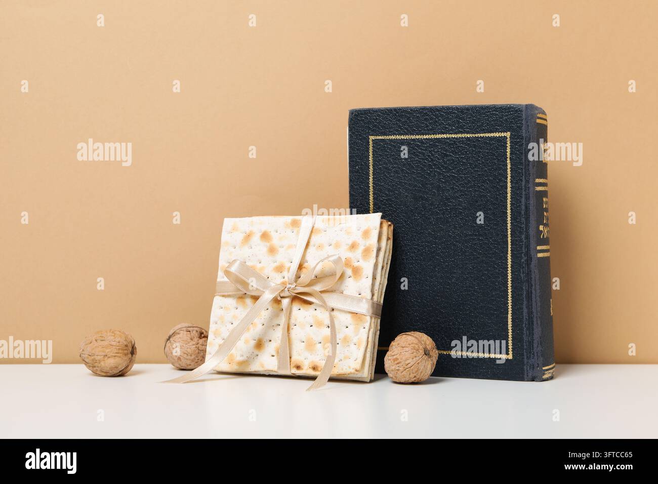 Concept of Passover or Pesach, happy jewish Easter Stock Photo - Alamy
