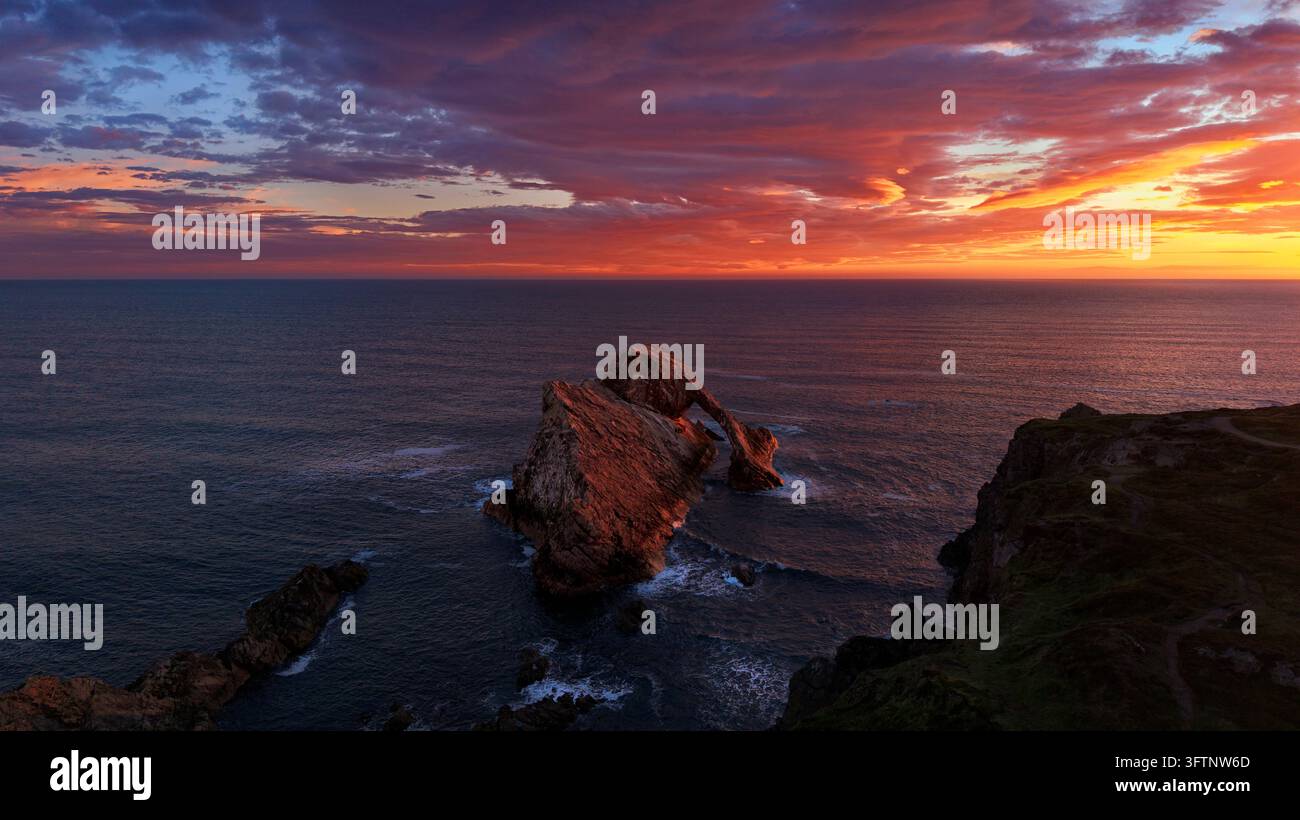Bow Fiddle Rock Portknockie Moray Coast Scotland vivid sunrise over the ...
