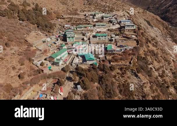 Picturesque Himalayan village of Shomare nestling in eastern Nepal ...