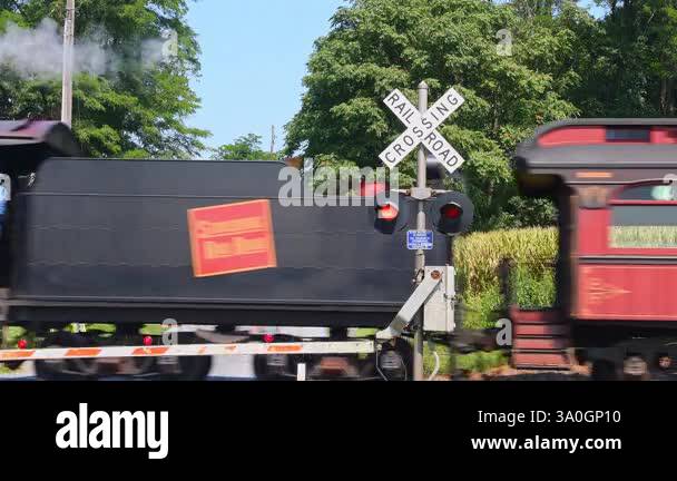 Red flashing signals Stock Videos & Footage - HD and 4K Video Clips - Alamy