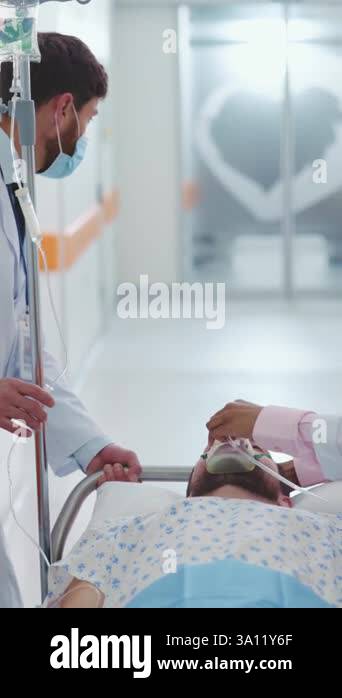 Emergency Department: Doctors, Nurses and Surgeons Move Seriously ...