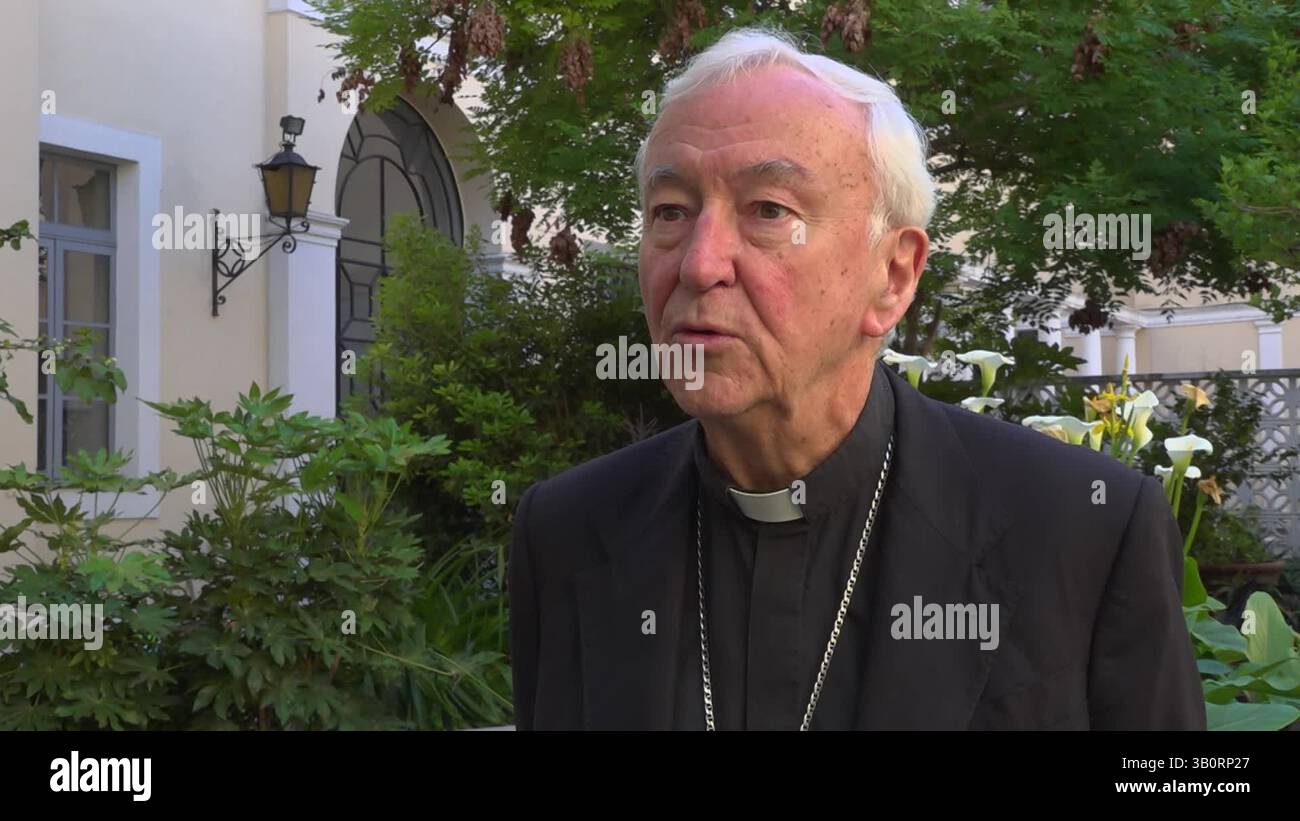 Top British Cardinal 'deeply emotional' to have witnessed Pope's coffin ...