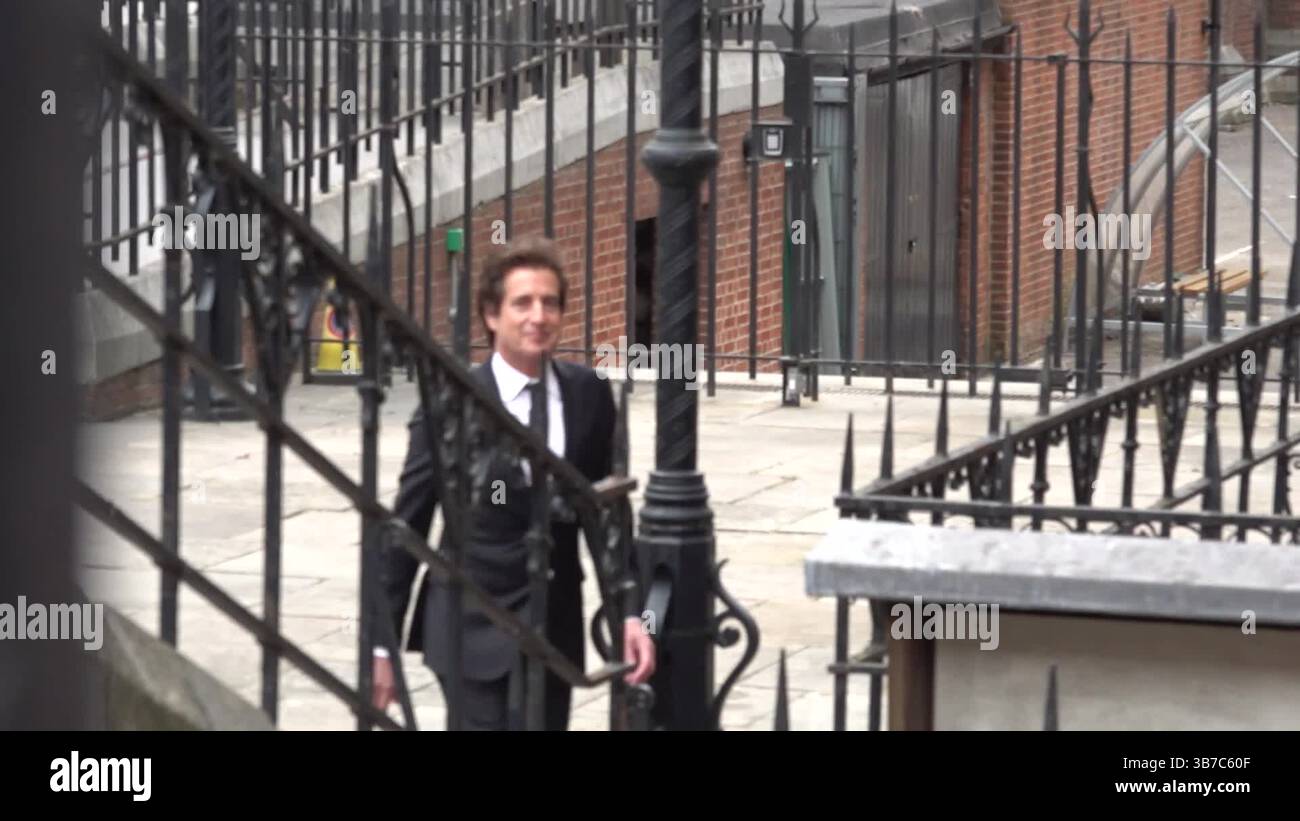 Prince Harry's lawyer arrives at the High Court for a hearing against ...