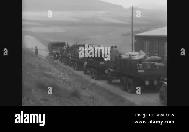 GERMANY - 1948 - German displaced persons arrive to Camp Mattenberg in ...