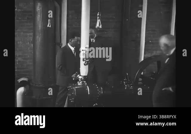 MICHIGAN - 1928 - Thomas A. Edison operates a steam engine in the ...