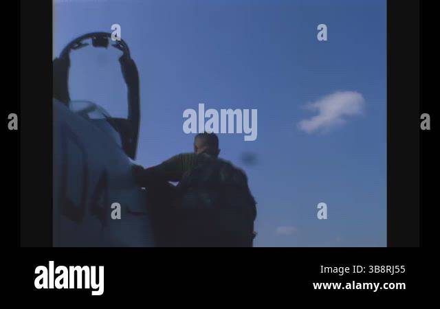 UNDISCLOSED LOCATION - 1967 - Leon Edney, future Vice Chief of Naval ...