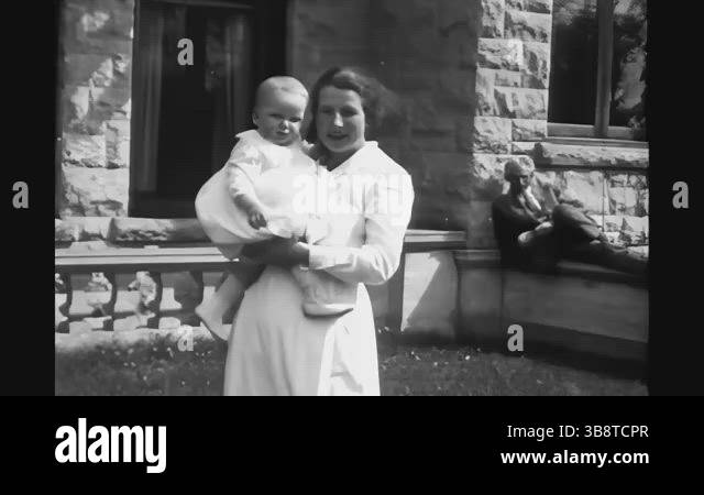 USA - 1920s - Henry Ford and his family pose for the camera, and Mrs ...