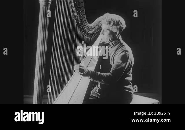 1940s stage stars Stock Videos & Footage - HD and 4K Video Clips - Alamy
