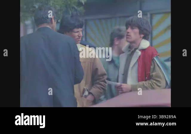 SAN FRANCISCO - 1968 - Hippies smoke and deal drugs in the Haight ...