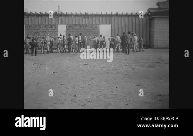 CHARLESTON - 1902 - African-American men on a chain gang are lined up ...