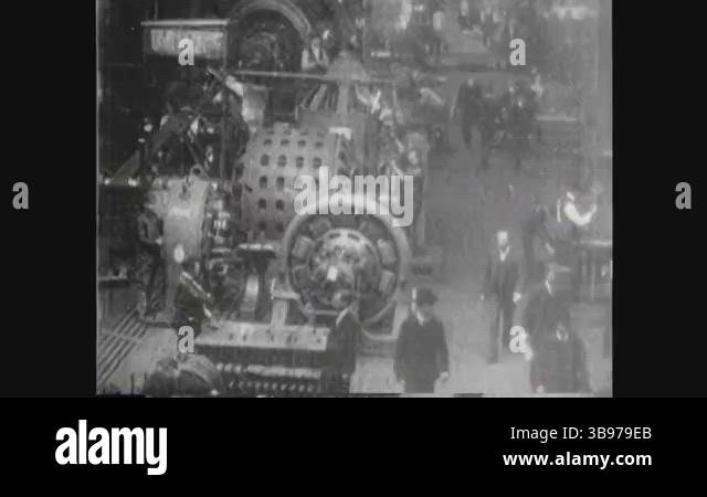 WASHINGTON DC - 1989 - A curator at the Smithsonian explains how a 19th ...