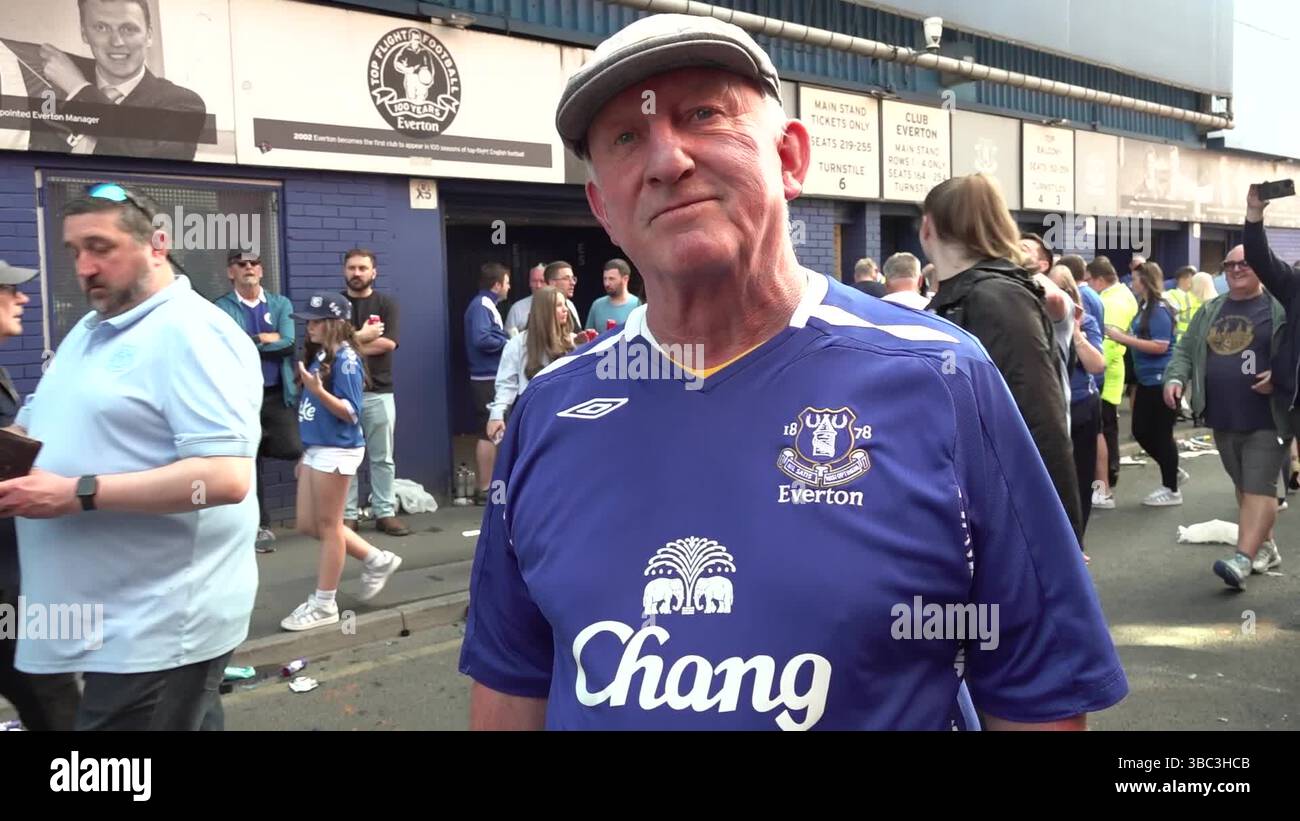 Everton fans say goodbye to Goodison Park Stock Video Footage - Alamy Everton fans say goodbye to Goodison Park Stock Video Footage - Alamy