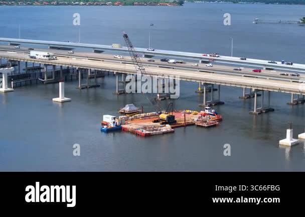 Construction roadworks of new highway bridge in Ellenton, Florida ...