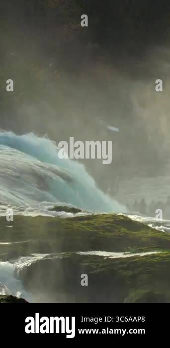 Rising spray Stock Videos & Footage - HD and 4K Video Clips - Alamy