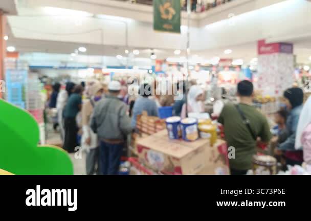 Weekend displays Stock Videos & Footage - HD and 4K Video Clips - Alamy
