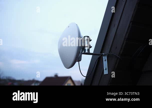 Wi fi router mounted Stock Videos & Footage - HD and 4K Video Clips - Alamy