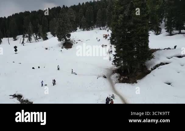 Beautiful aerial view of doodhpathri valley of kashmir with snow capped ...