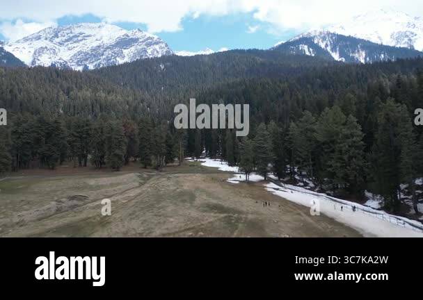 Beautiful baisaran vally of pahalgam kashmir with mountains and forests ...