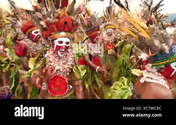 Mount Hagen, Papua New Guinea - March 26, 25: Papuan tribe dance. Mount ...