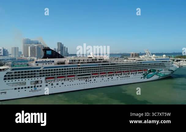 Large cruise passenger liner departing from Miami port . Norwegian Jade ...