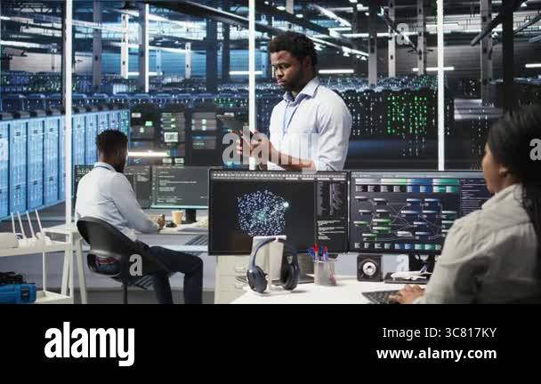 Data center technician uses node tree programming interface to identify equipment performance ...