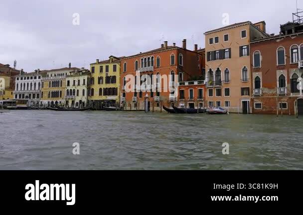 Grand buildings lining Stock Videos & Footage - HD and 4K Video Clips ...
