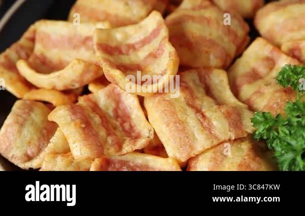 Chips bacon crispy rashers corn snacks fast food natural food fresh ...