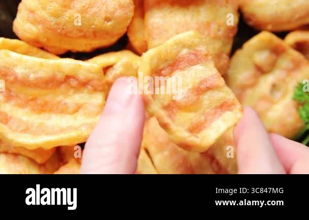 Chips bacon crispy rashers corn snacks fast food natural food fresh ...