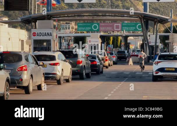 Cars border crossing frontier Stock Videos & Footage - HD and 4K Video ...