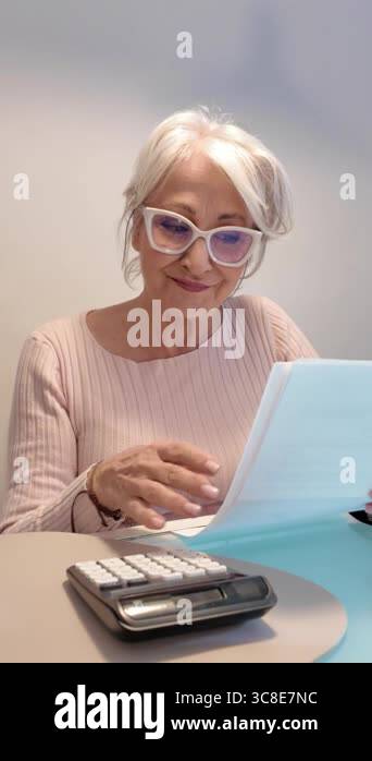 Number crunching Stock Videos & Footage - HD and 4K Video Clips - Alamy