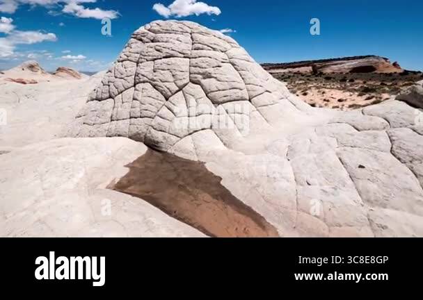 Unique sandstone formation in white pocket, vermilion cliffs national ...
