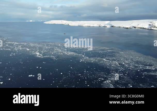 Antarctica mountains and ocean. South Pole. Antarctica seascape and ...