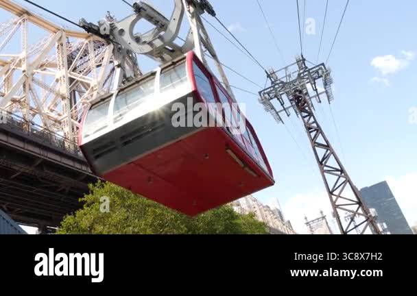 New York City Roosevelt Island tramway to Manhattan Midtown. American ...