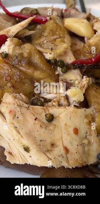 karahi gosht chicken dish side view. Vietnamese Chicken with Chili ...