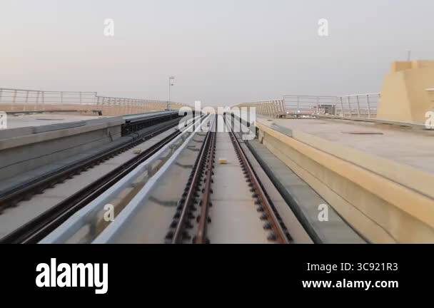 Elevated metro lines Stock Videos & Footage - HD and 4K Video Clips - Alamy