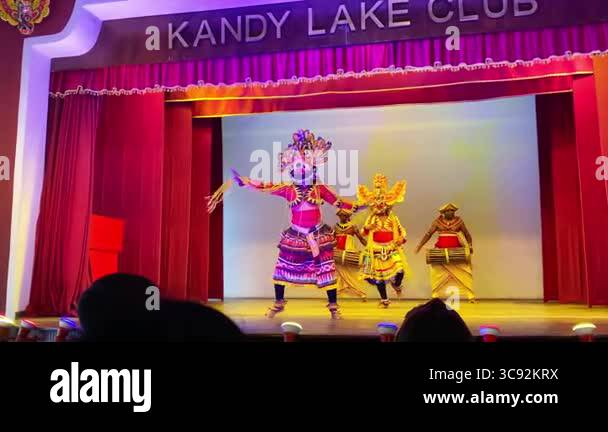 Kandy, Sri lanka - 18th april, 2025: Performers dance on stage in Kandy ...